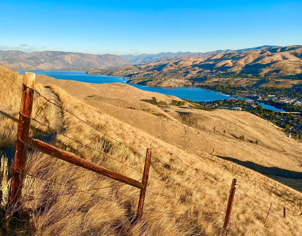 Elephant Head hike in Chelan, Washington