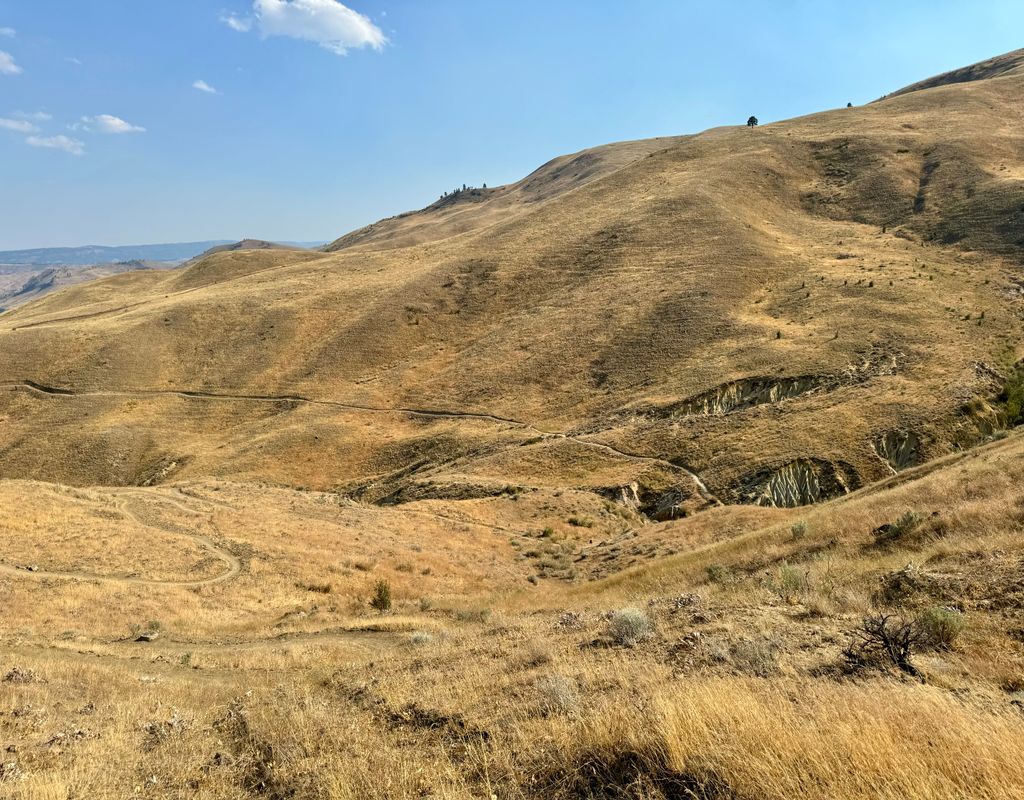 Sage Hills Trail hike in Wenatchee, Washington