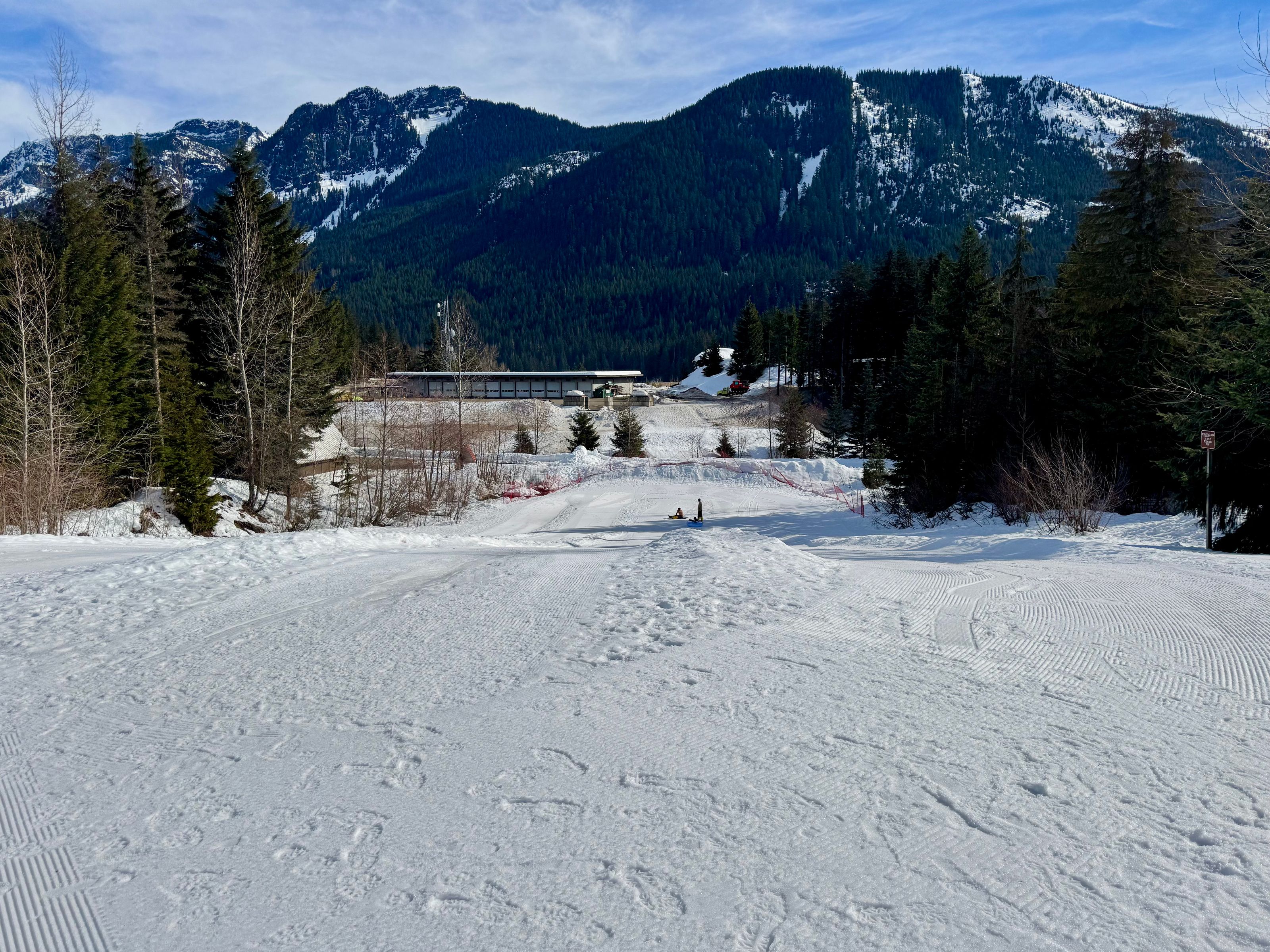 Guide to Snoqualmie Pass, Washington