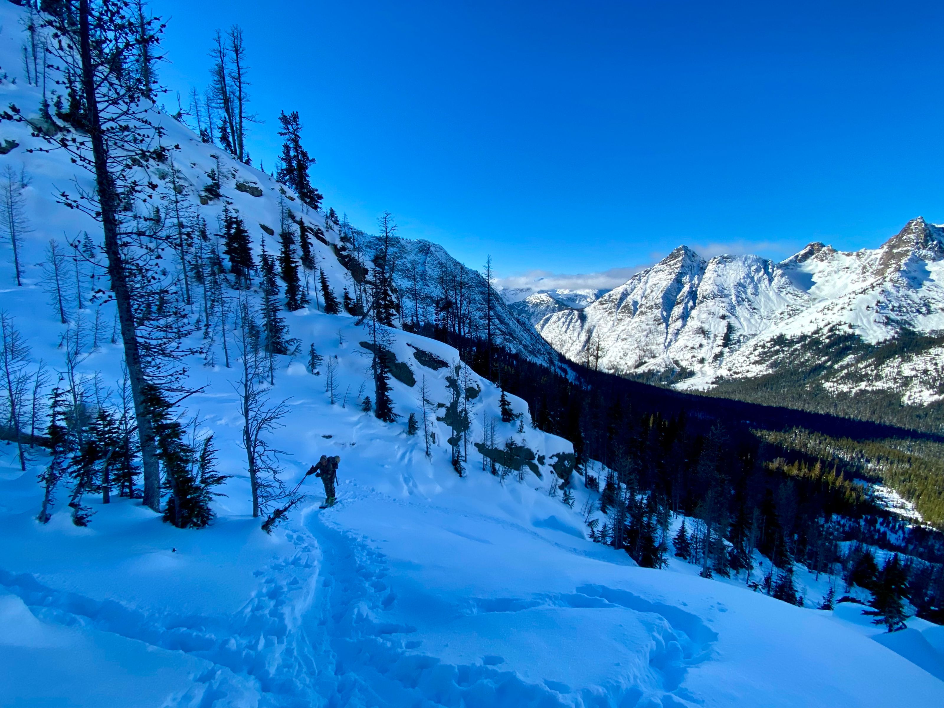 Blue Lake ski tour in Winthrop, Washington