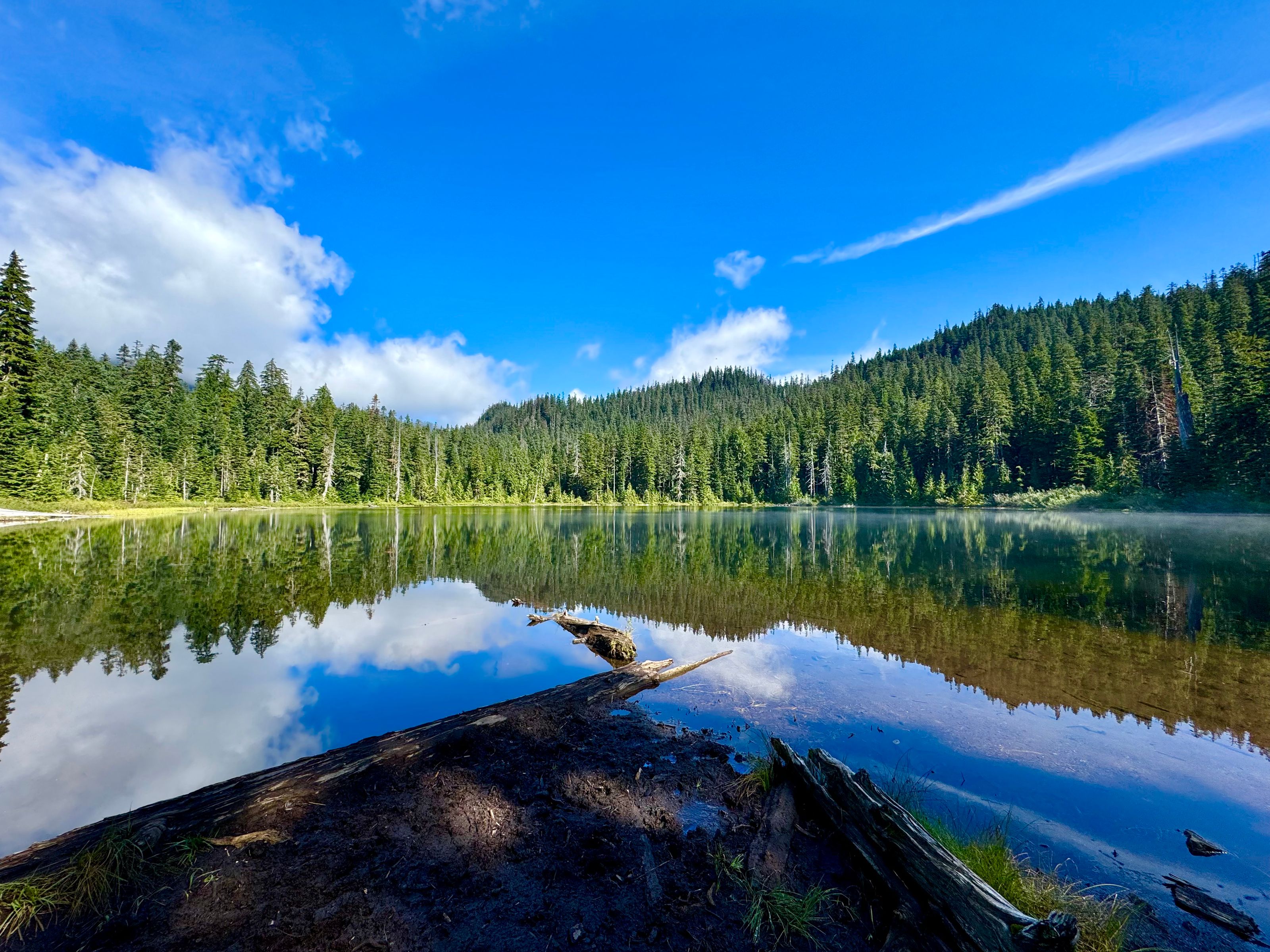 Snoqualmie Pass, WA: Skiing, Hiking & Things to Do | beExploring
