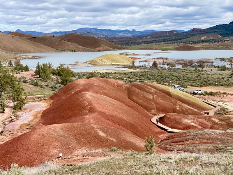 Painted Cove hike in Mitchell, Oregon